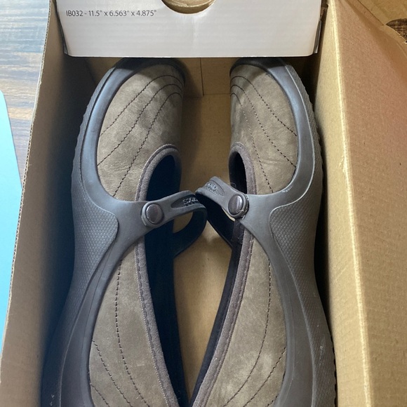 CROCS | Shoes | Crocs | Poshmark